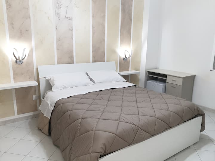 King-classic-private Bathroom-city View-giove - Pompei