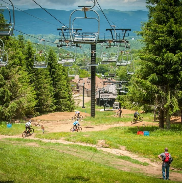 Beech Mountain Condo W/ Resort Pool & Spa - Banner Elk, NC