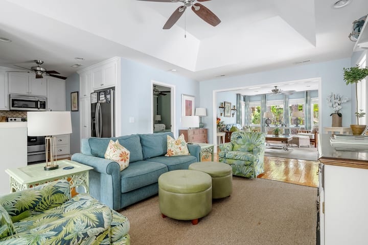 Relaxing Coastal Stay With Shared Pool | La Mer - Kiawah Island, SC