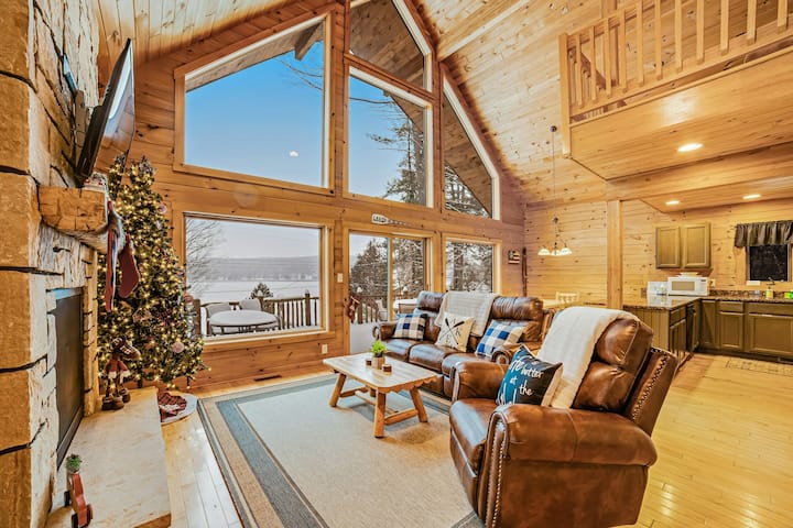 Spacious 5br Lakefront Adirondacks | Dock - Adirondack, NY