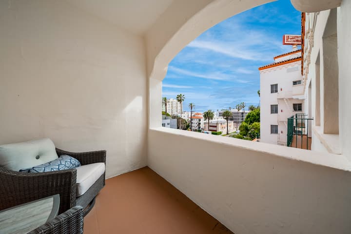 King Studio W/ Balcony + Ocean Views, Santa Monica - 聖莫尼卡