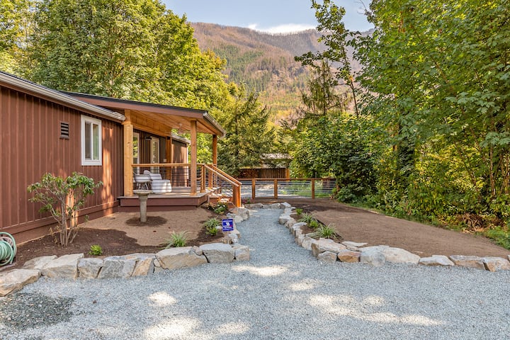Recreation Station- View, Game Room, Spa - Index