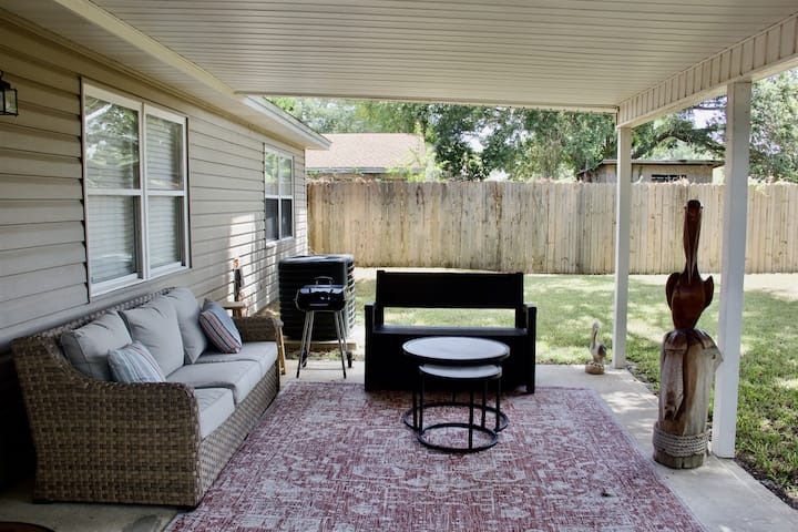 Big Family Home- Sleeps 10- Pet And Family Friendl - Gulf Breeze, FL