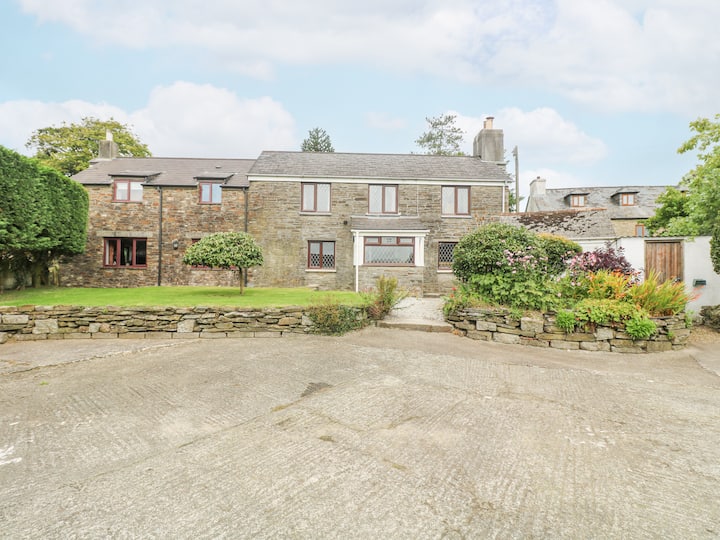 South Boduel Farmhouse - Liskeard