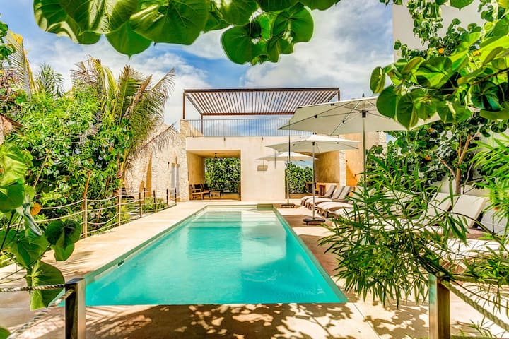 Beach Club | Private Jacuzzi | Rooftop Pools | Gym - Akumal