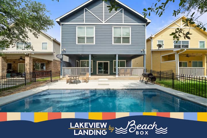 Beautiful Home With Lake Views & Private Pool - Livingston, TX