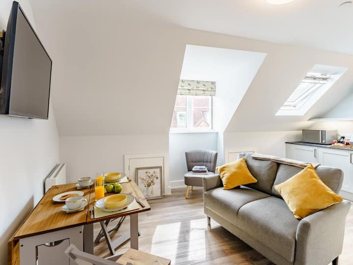 1 Bed In Brockenhurst (Oc-78731) - Brockenhurst