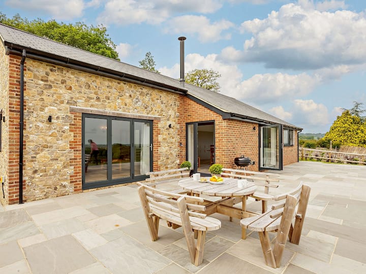 4 Bed In Combe St. Nicholas (83501) - Chard