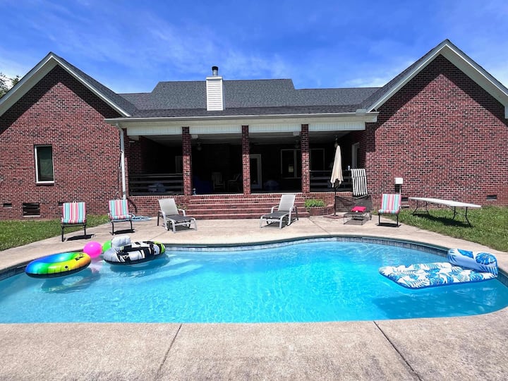 Gateway Farmhouse - 3 Bedroom Suite, Pool Gw234 - Fairview, TN
