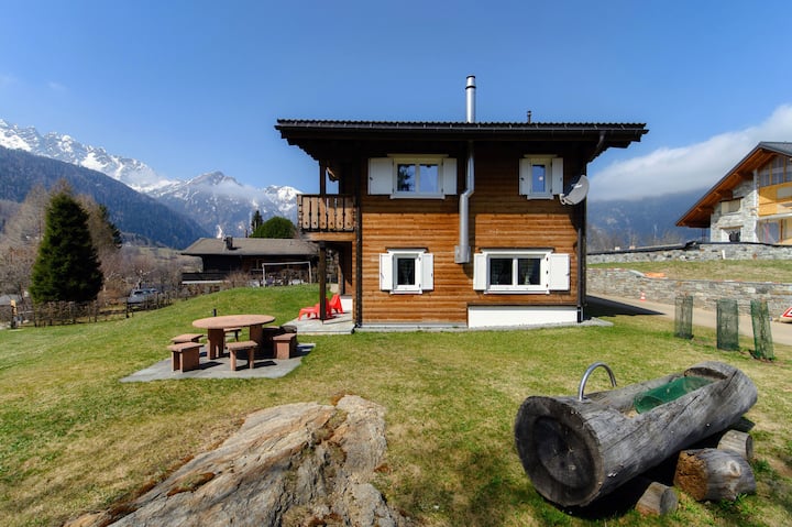 Chalet Situé Dans Prairies Et Forêts(chalet Dalpe) - Kanton Uri