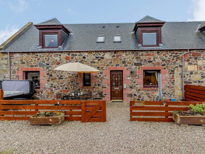 2 Bed In Forgandenny (86059) - Perth