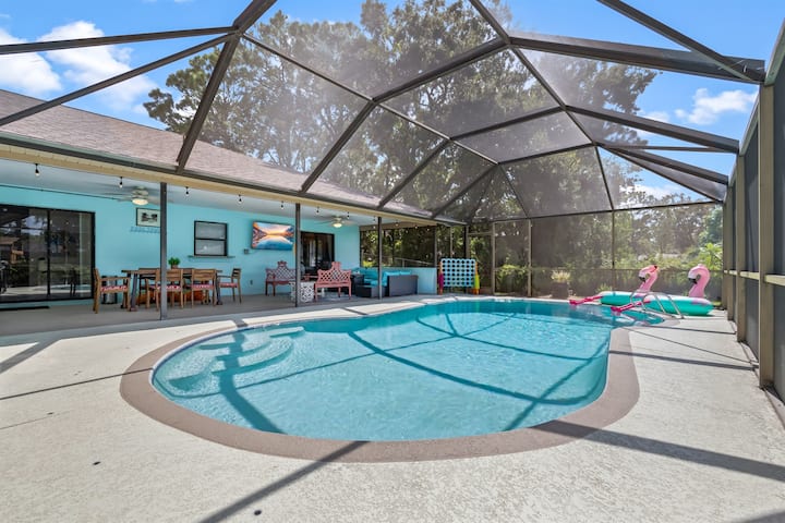 New! 4 Bedroom W/ Private Heated Pool! Pool Table! - Palm Bay, FL