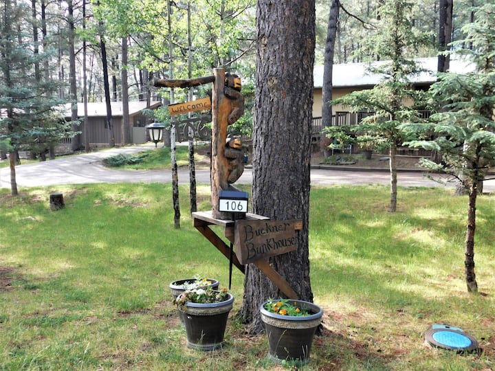 Buckner Bunkhouse (Sleeps 24) - With Game Room - Ruidoso, NM