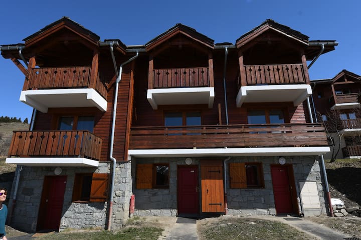 Charmant Chalet De Montagne En Bord De Piste - Valloire