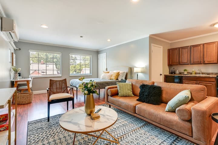 Toledo Vacation Rental ~ 5 Mi To Downtown! - Toledo Zoo, Toledo