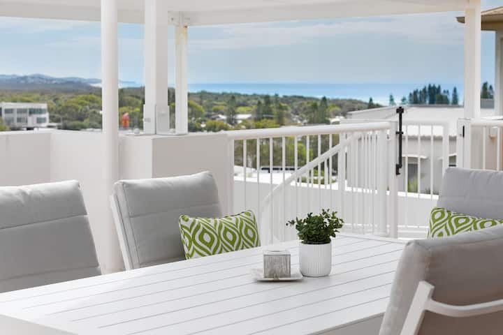 Penthouse Apartment - Coolum Beach - Coolum Beach