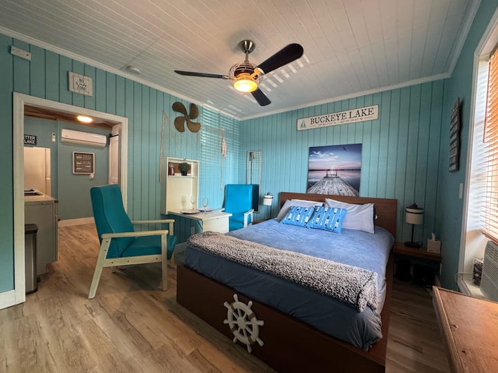 Mauger-rita-villa-vue Sur Lac-maison-salle De Bain - Lost lands festival