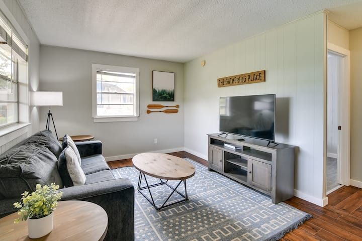 Tranquil Kimberling City Getaway W/ Community Pool - Kimberling City, MO