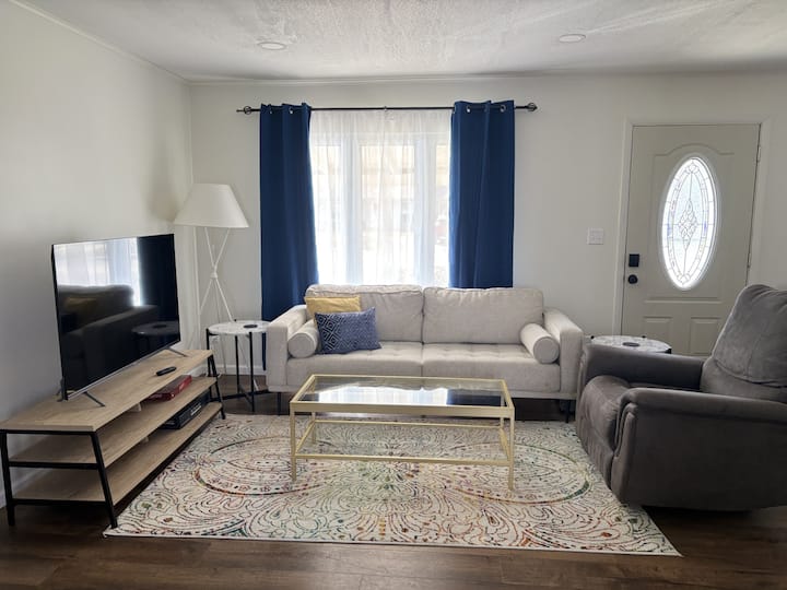 15 Min To Purdue W/ Fenced Yard - Lafayette, IN