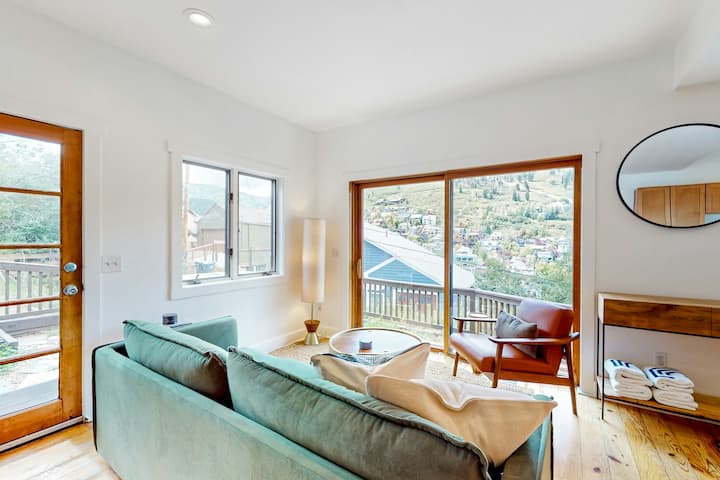 4br Mtn-view Home With Hot Tub, Deck, Patio - Park City, UT