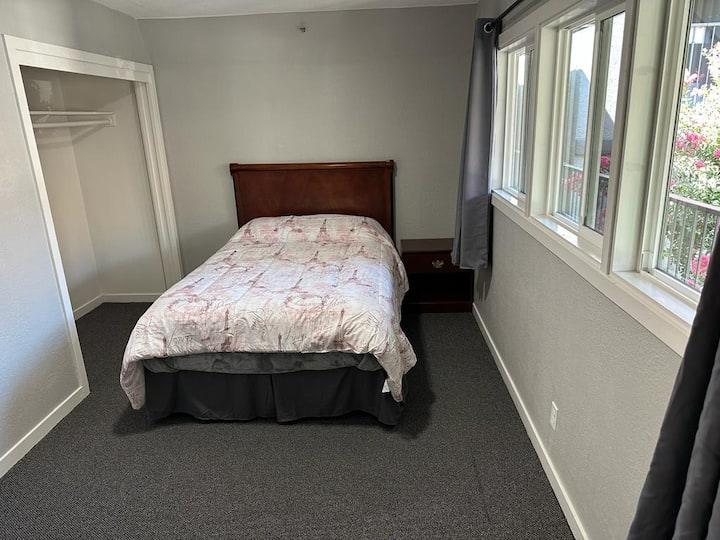 (2bedroom, 1 Bath, Full Kitchen) - Fremont, CA