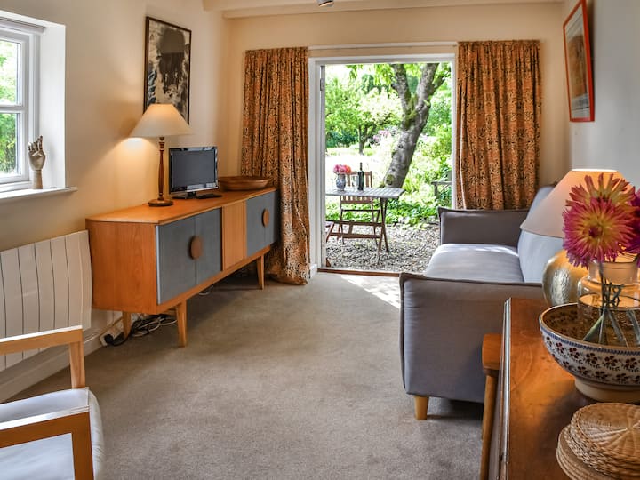 Little House On The Common - Diss