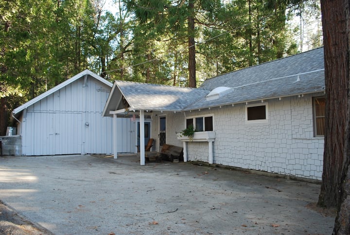 Idylwild-lake Area - Bass Lake, CA