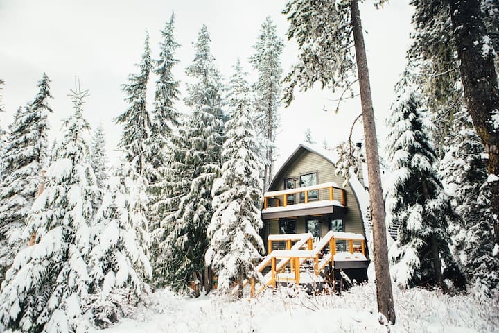 Cozy Govt Camp Cabin W/ Hot Tubs Near Ski Bowl - Mount Hood, OR