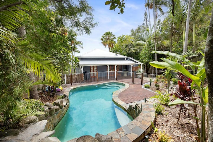 Pet Friendly Summer Beach House In Coolum - Sunshine Coast