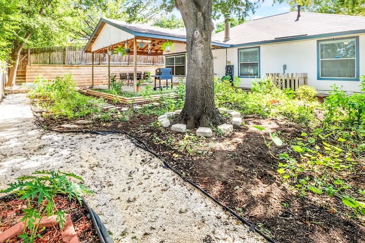 40% Monthly Discount Modern Retreat | No Stairs, G - San Antonio