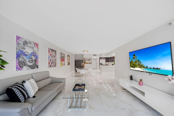 1br With Ocean Air & Bay Views - Miami, FL