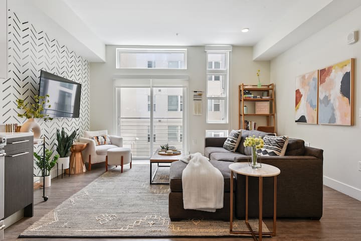 Ecoloft City Views | Lohi Denver - Denver, CO