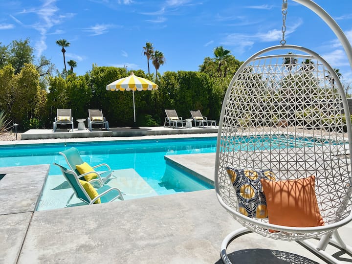 Jazzy Mid-century Showplace - Awesome Backyard - Palm Springs, CA