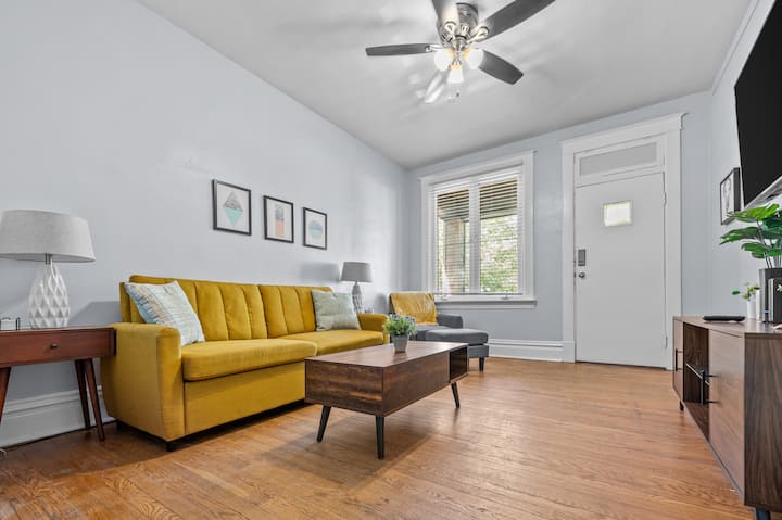 Sunny South City Haven: 2br Getaway - Saint-Louis, MO