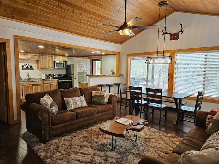 Cabin 3- King Beds, Full Kitchen & Laundry! - 埃斯特斯公園