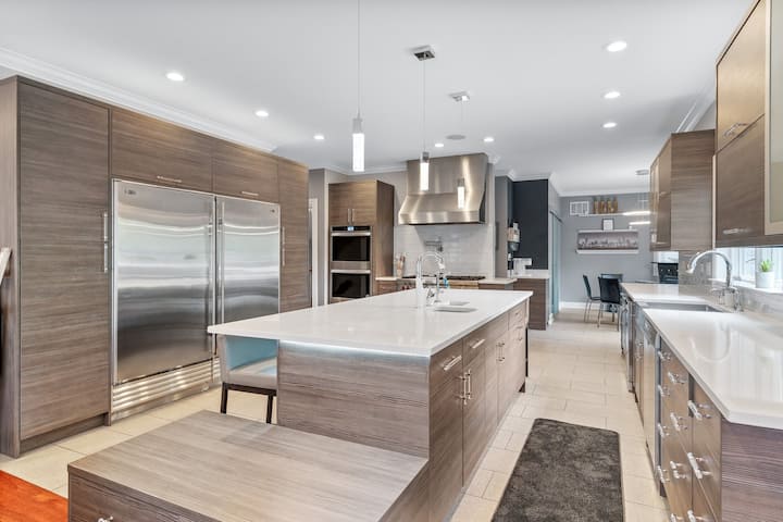 Gorgeous 12bd & 5.5br House W/ninja Gym - Skokie! - Wilmette, IL