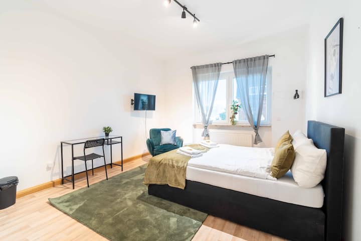 Cozy 2-room Apartment | Wifi & Sky - Coblence