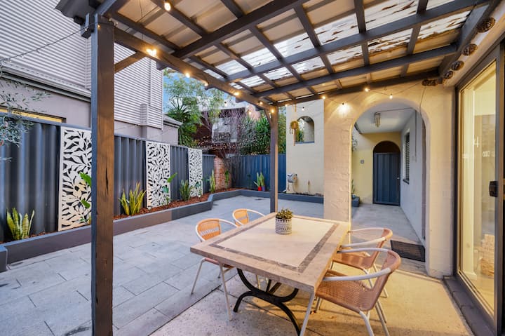 Riverside / 1br Spacious Courtyard/walk To River - Bassendean