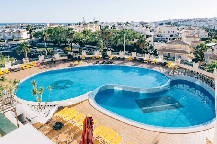 Great Deal For Long Stay! 2 Pools, Spa Facility! - Albufeira