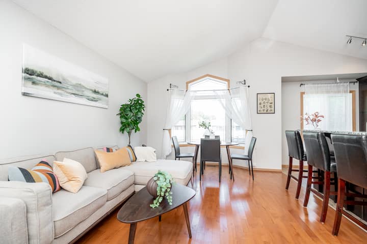Elegant And Relaxing Entire 3br 2bath (3q/2) 554 - Winnipeg