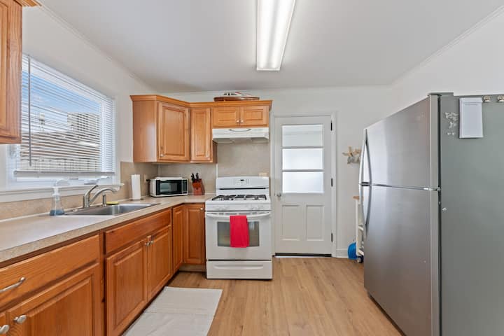 Waterfront 3br | Blocks From Beach - Point Pleasant, NJ