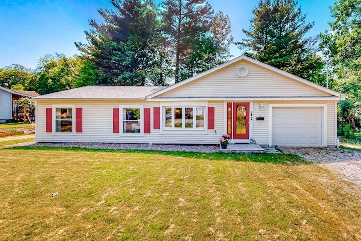 3br Home With Gas Grill, Washer/dryer, And Tv - Shelburne, VT