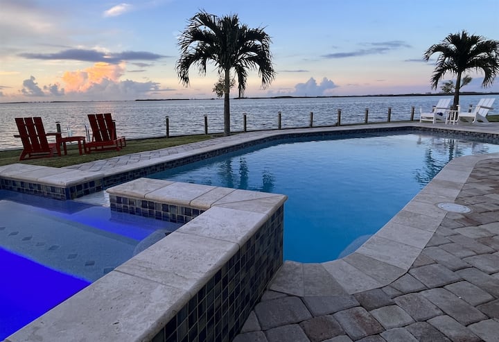 Riverfront-heated Pool/spa-game Room-bikes - Cocoa Beach, FL