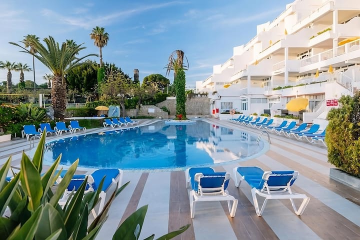 Great Deal For Long Stay! 4 Large Suites, 2 Pools! - Albufeira