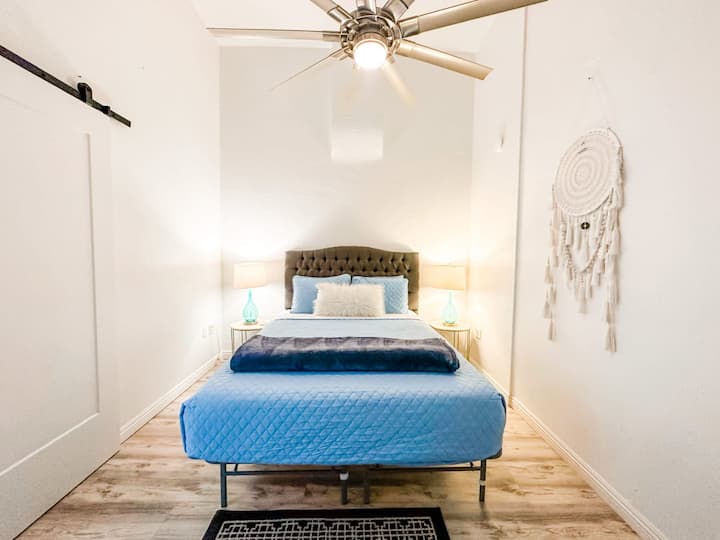2bdrm Suite Quiet W Parking Roku Tvs & 4 Beds #303 - Coronado, CA