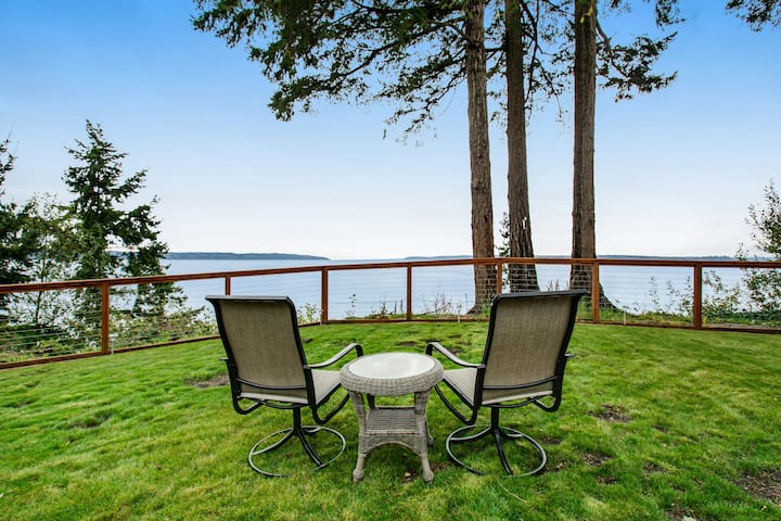 Luxury 4br Oceanfront | Chef's Kitchen| Pool - Marysville, WA