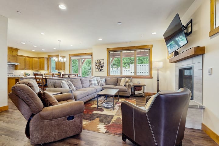 4br Suncadia Resort House With Fireplace - Cle Elum, WA