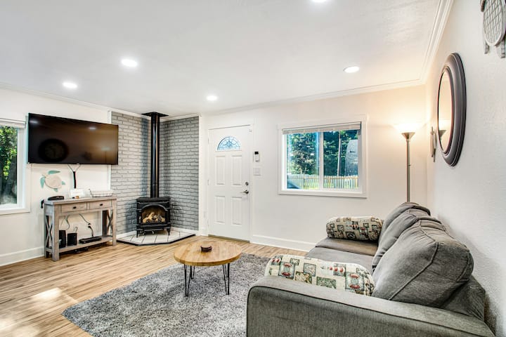 2br Dog Friendly | Fireplace | Patio - Ocean Park, WA