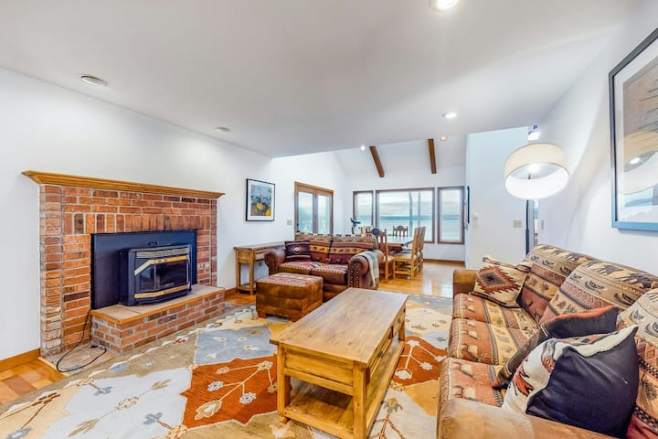 4br Bayview Dog Friendly | Deck | Garage Parking - Port Ludlow, WA