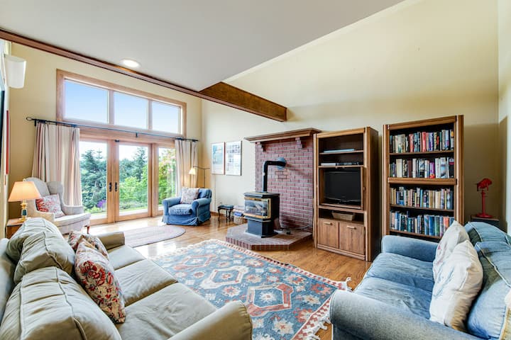 Large 4br Mountainview Dog Friendly | Hot Tub - Enumclaw, WA
